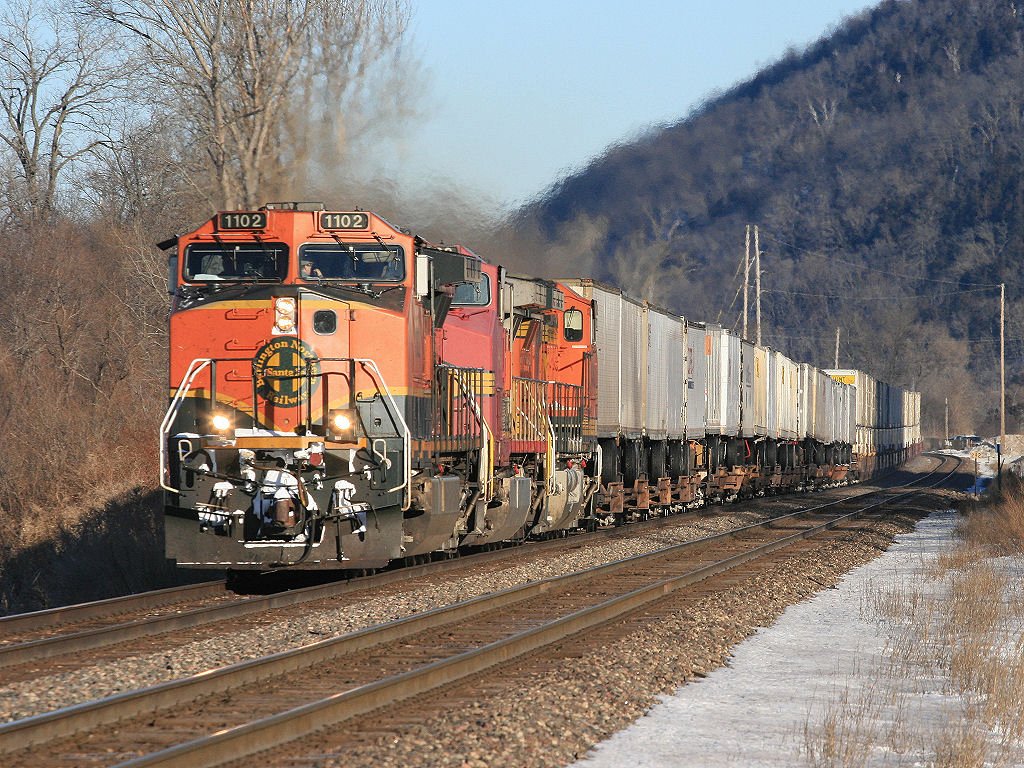 BNSF 1102